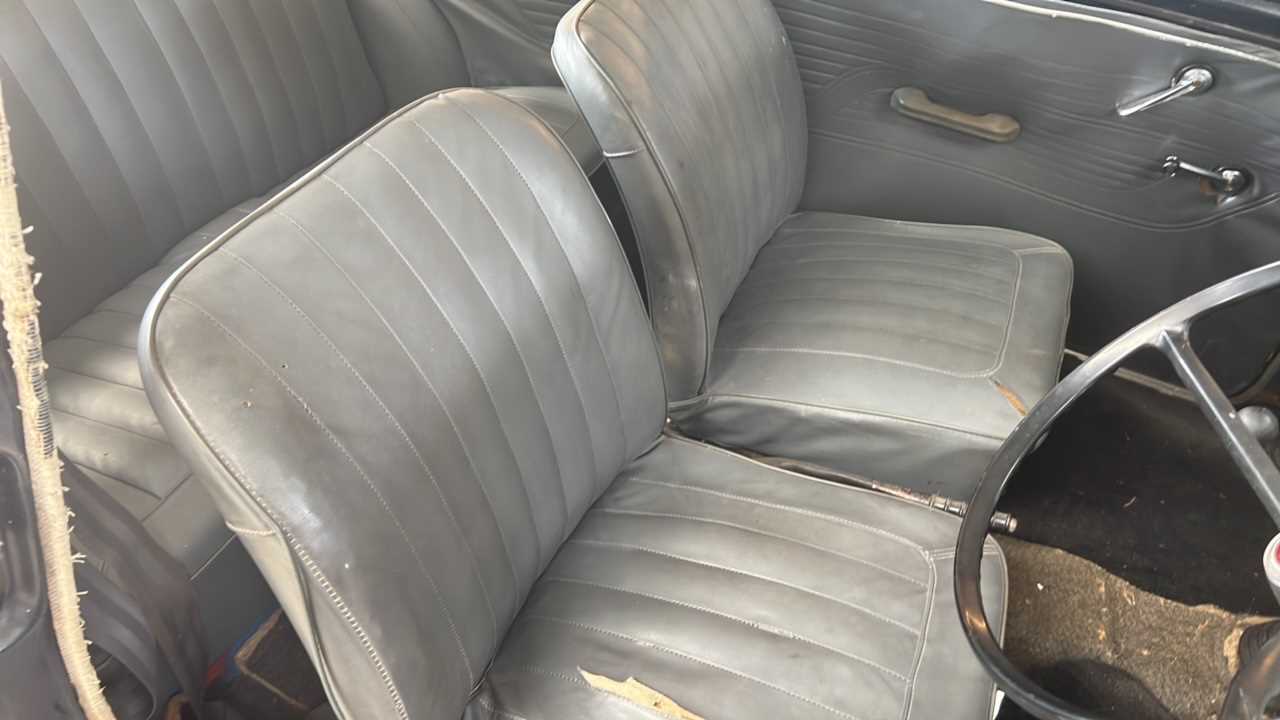 Lot 20 - 1967 FORD ANGLIA