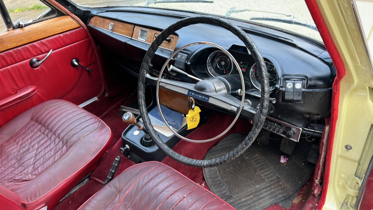 Lot 545 - 1967 TRIUMPH 2000