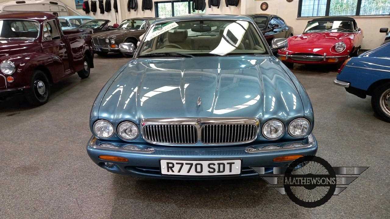 Lot 92 - 1997 JAGUAR XJ SPORT V8