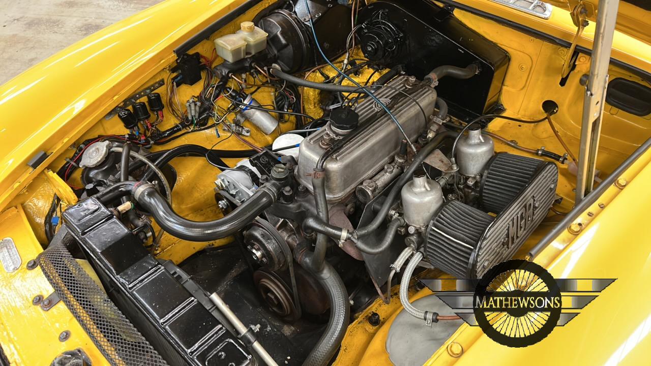 Lot 104 - 1978 MG B