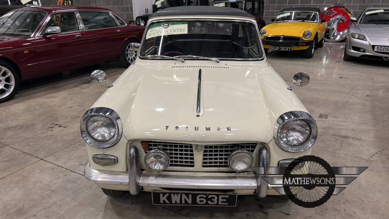 Lot 190 - 1967 TRIUMPH HERALD 1200