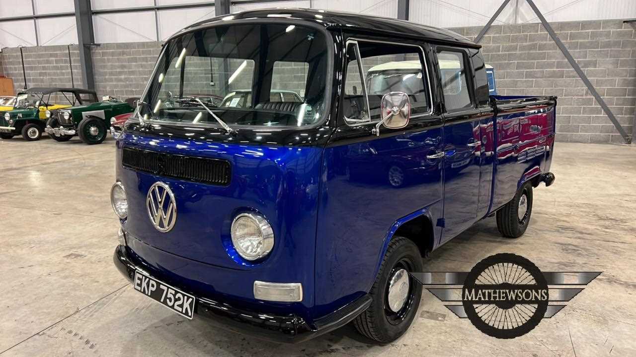 Lot 461 - 1972 VOLKSWAGEN T2 CREW CAB