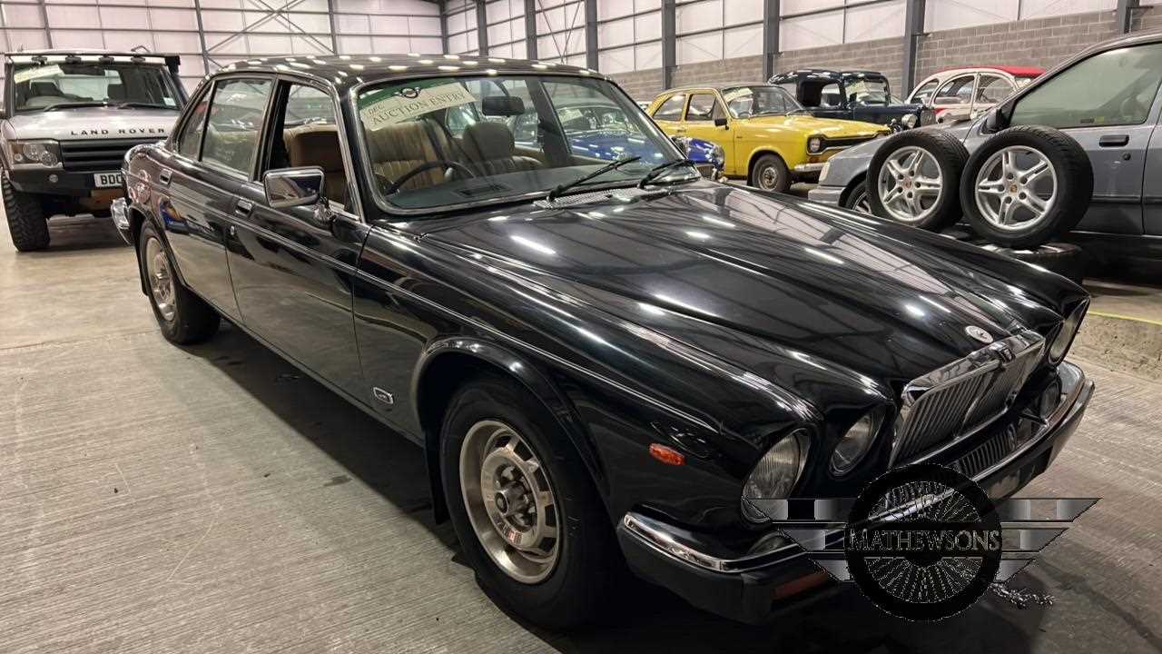 Lot 131 - 1983 JAGUAR 4.2 XJ6 AUTO