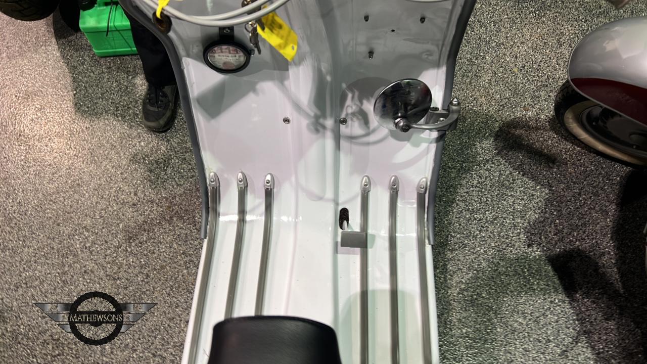 Lot 313 - 1957 LAMBRETTA LD 150