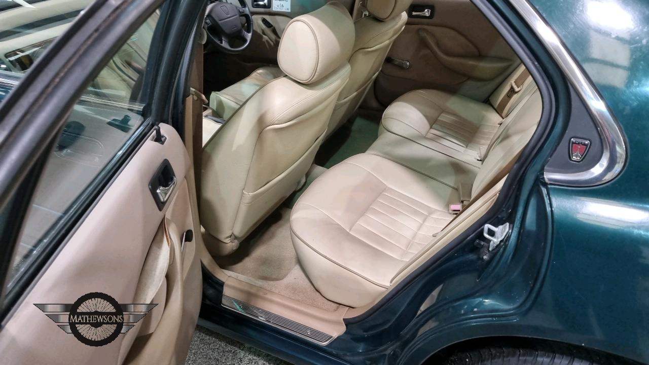 Lot 244 - 1999 ROVER 600