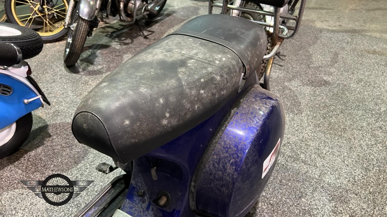 Lot 151 - 1999 PIAGGIO PX 125 (VESPA)