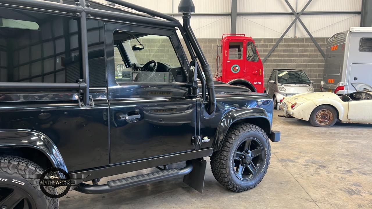 Lot 410 - 2014 LAND ROVER DEFENDER 90 HARD TOP TD