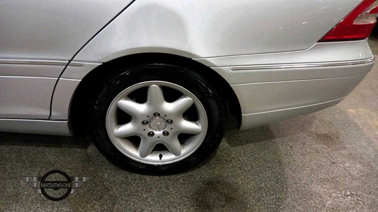 Lot 572 - 2002 MERCEDES C270 CDI ELEGANCE AUTO