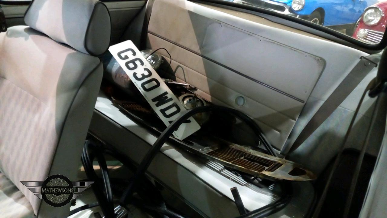 Lot 635 - 1989 AUSTIN MINI SKY ROSE