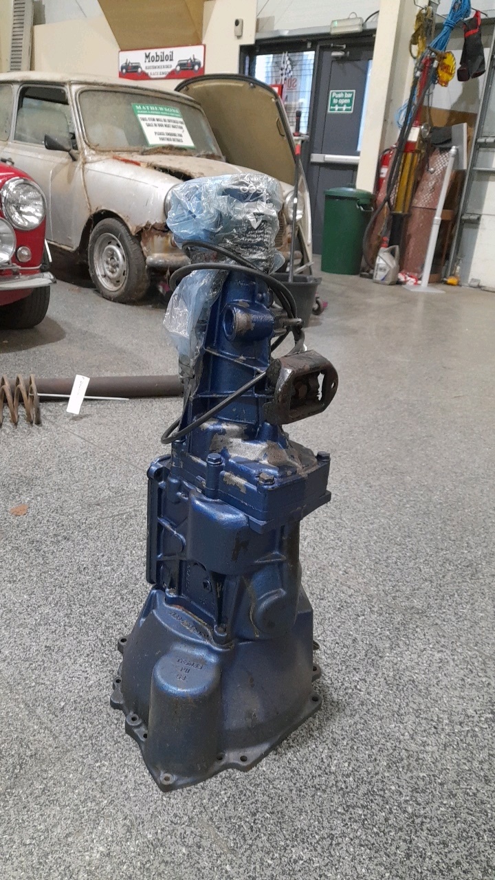 Lot 21 - POWER PETROL 2 GALLON PETROL CAN - GREEN WITH