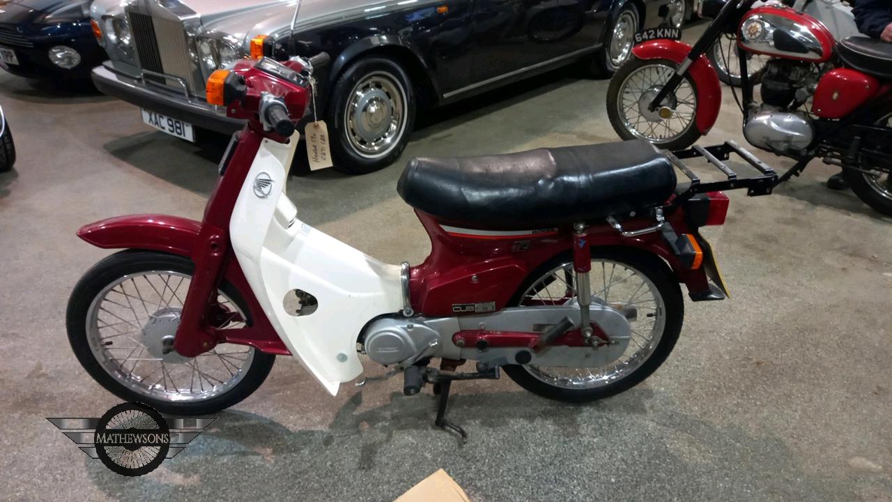 Lot 70 - 1986 HONDA C90M