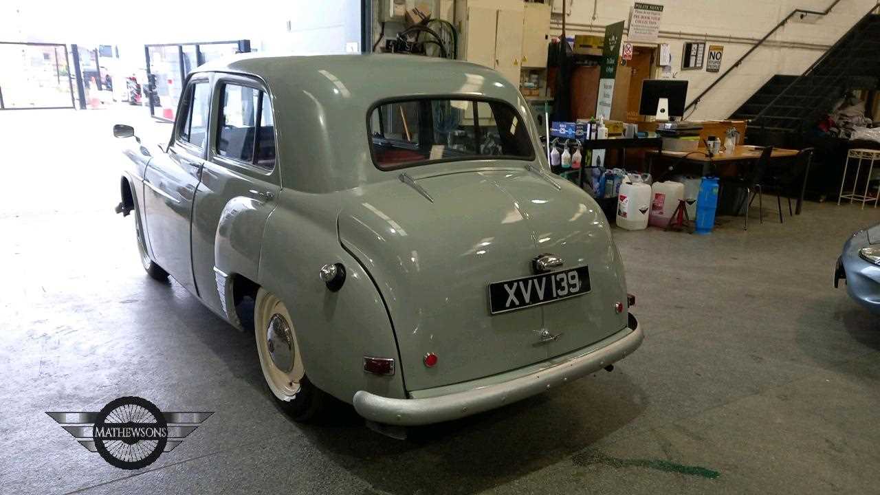 Lot 122 - 1952 HILLMAN MINX