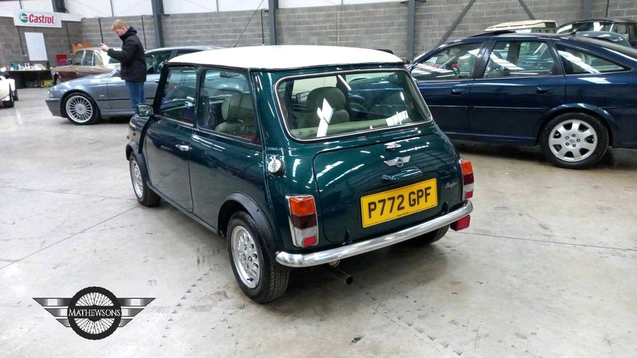 Lot 206 - 1997 MINI MAYFAIR