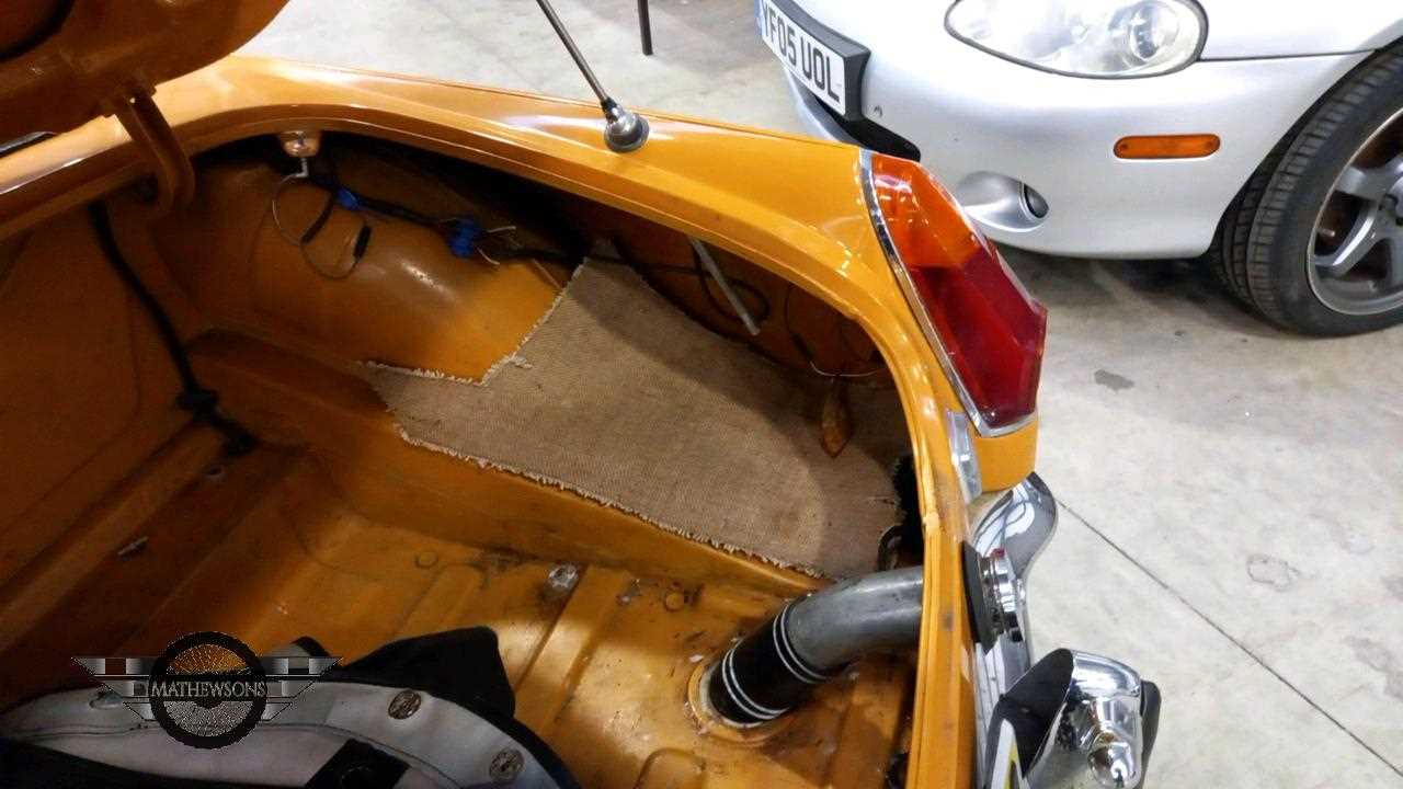 Lot 222 - 1973 MG 1300