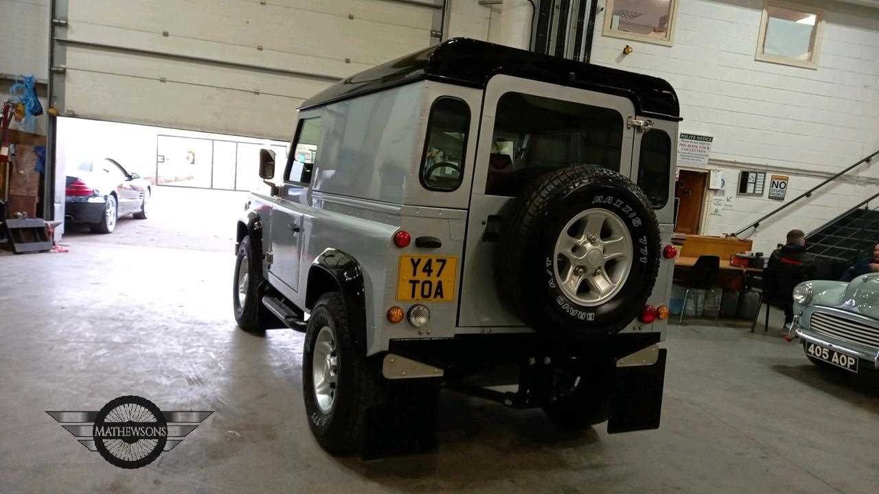 Lot 492 - 2001 LAND ROVER DEFENDER 90 TD5