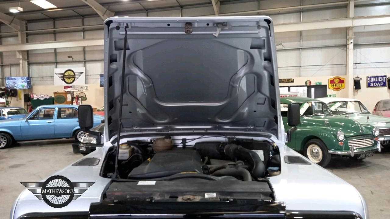 Lot 492 - 2001 LAND ROVER DEFENDER 90 TD5