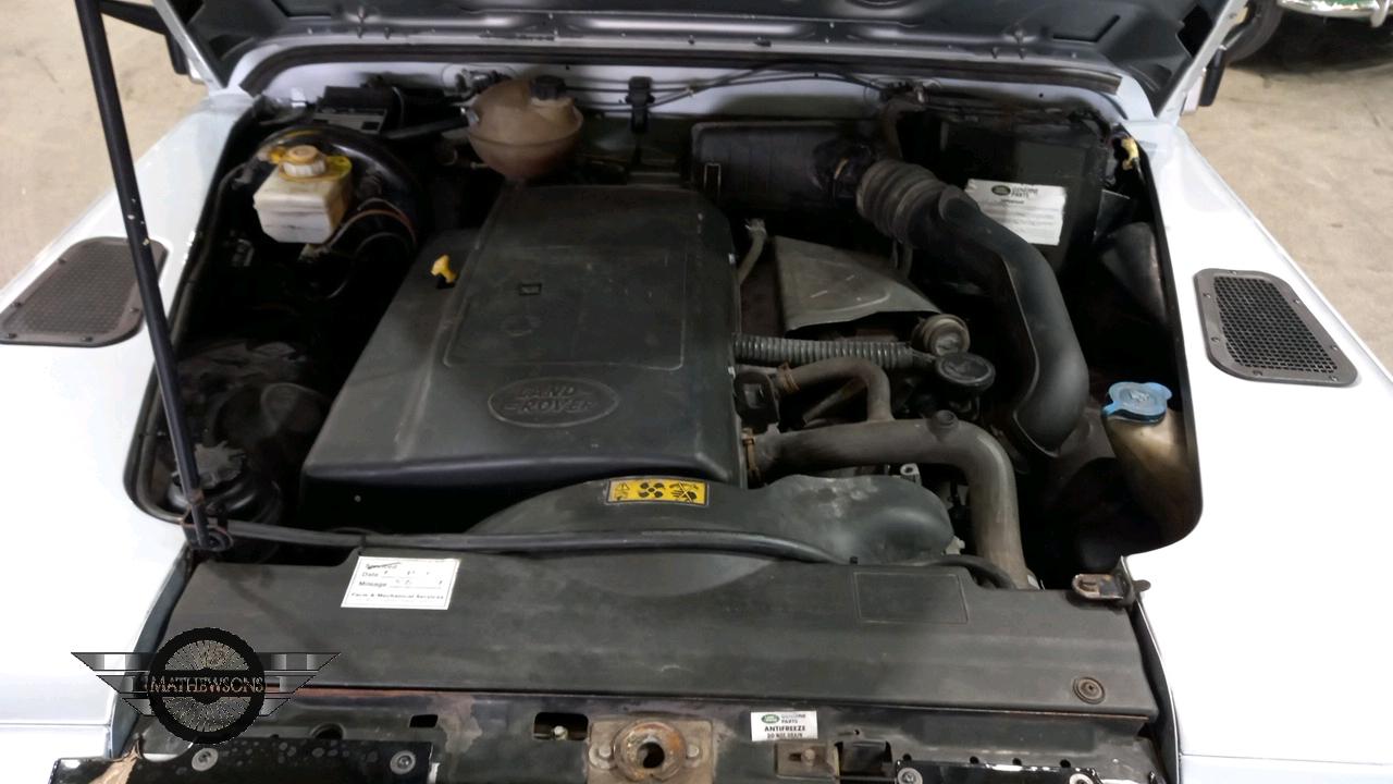 Lot 492 - 2001 LAND ROVER DEFENDER 90 TD5