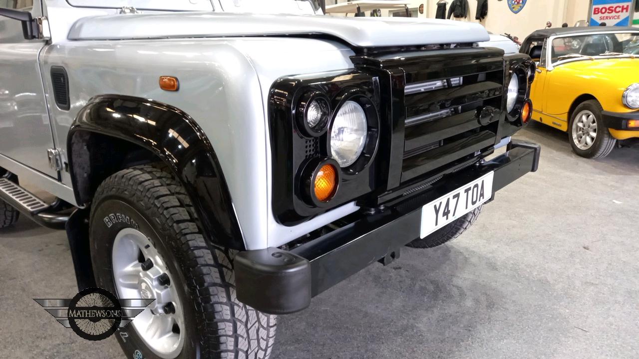 Lot 492 - 2001 LAND ROVER DEFENDER 90 TD5