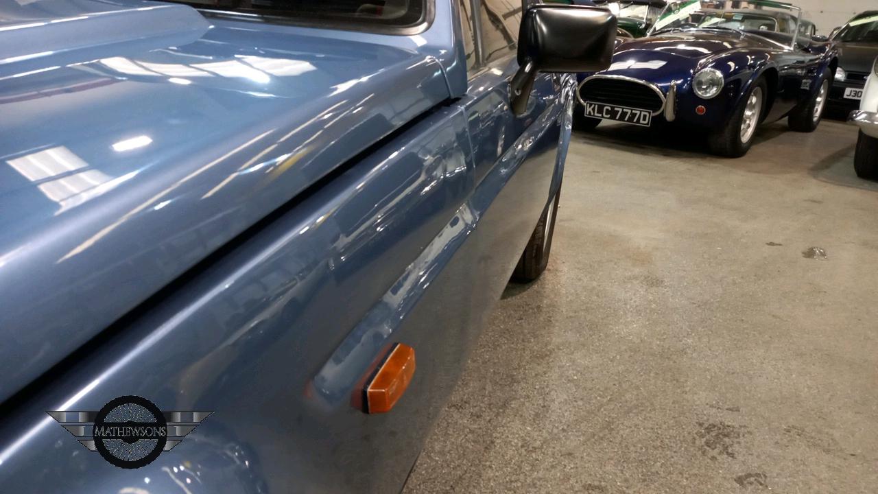 Lot 569 - 1986 RELIANT SCIMITAR SS1
