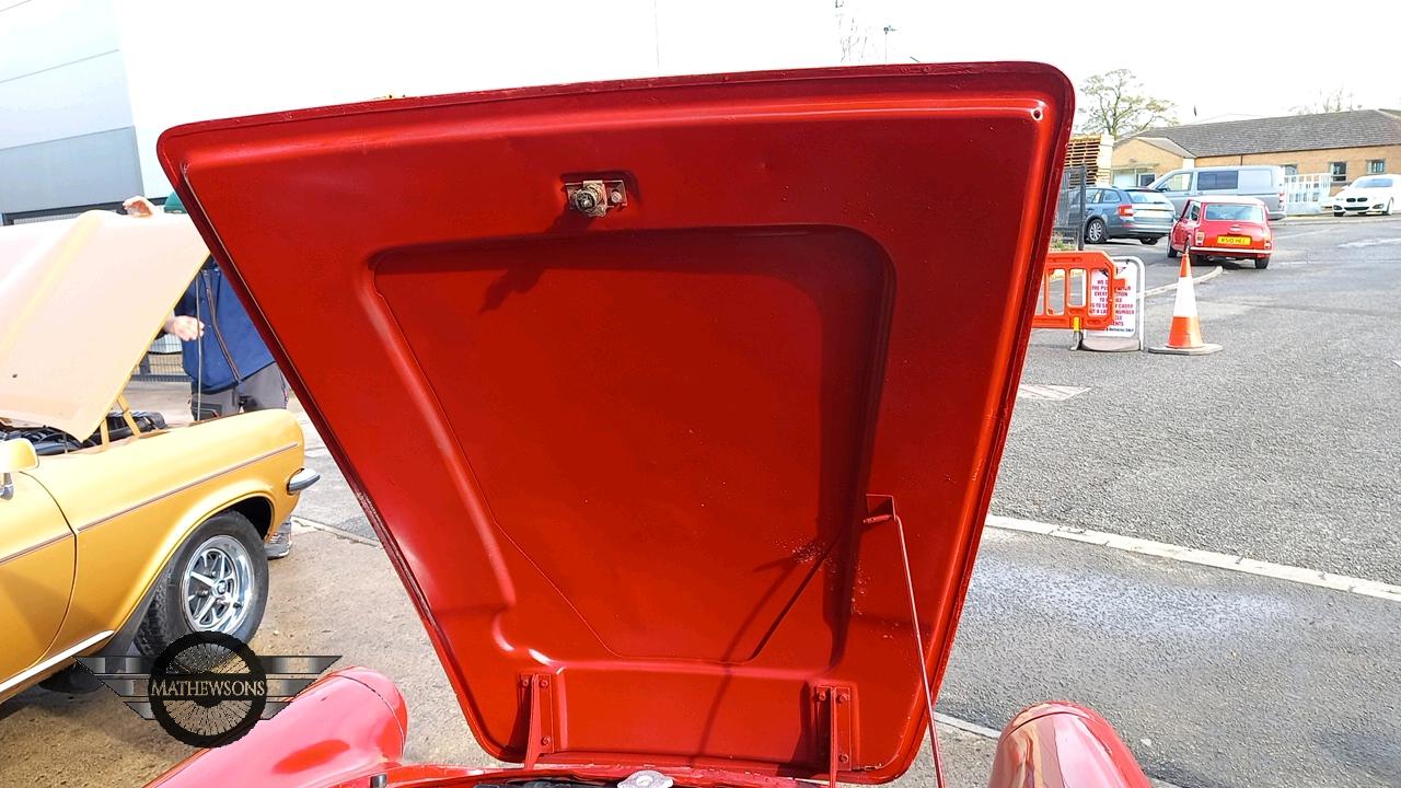 Lot 481 - 1964 SUNBEAM ALPINE