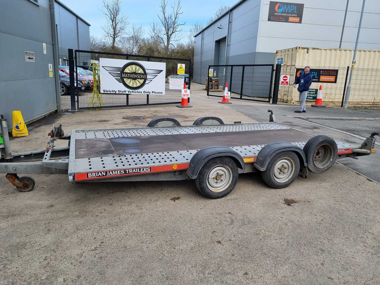 Lot 104 - BRIAN JAMES TRAILER