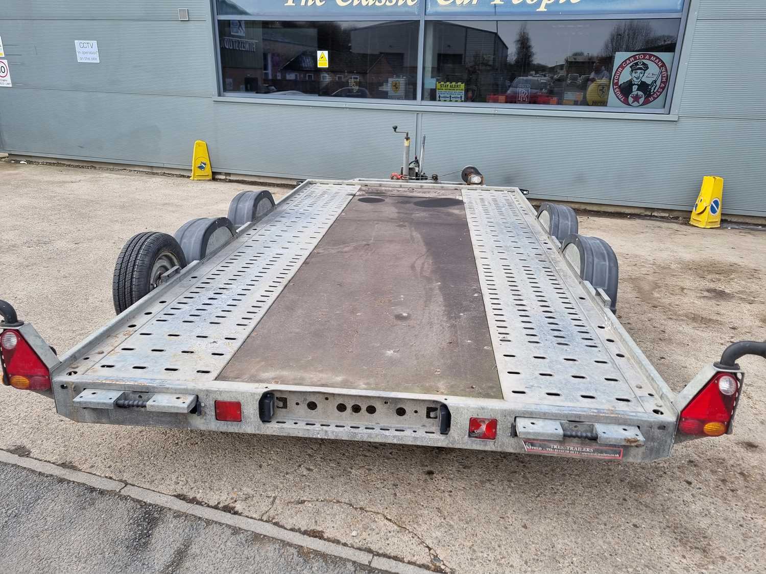 Lot 104 - BRIAN JAMES TRAILER